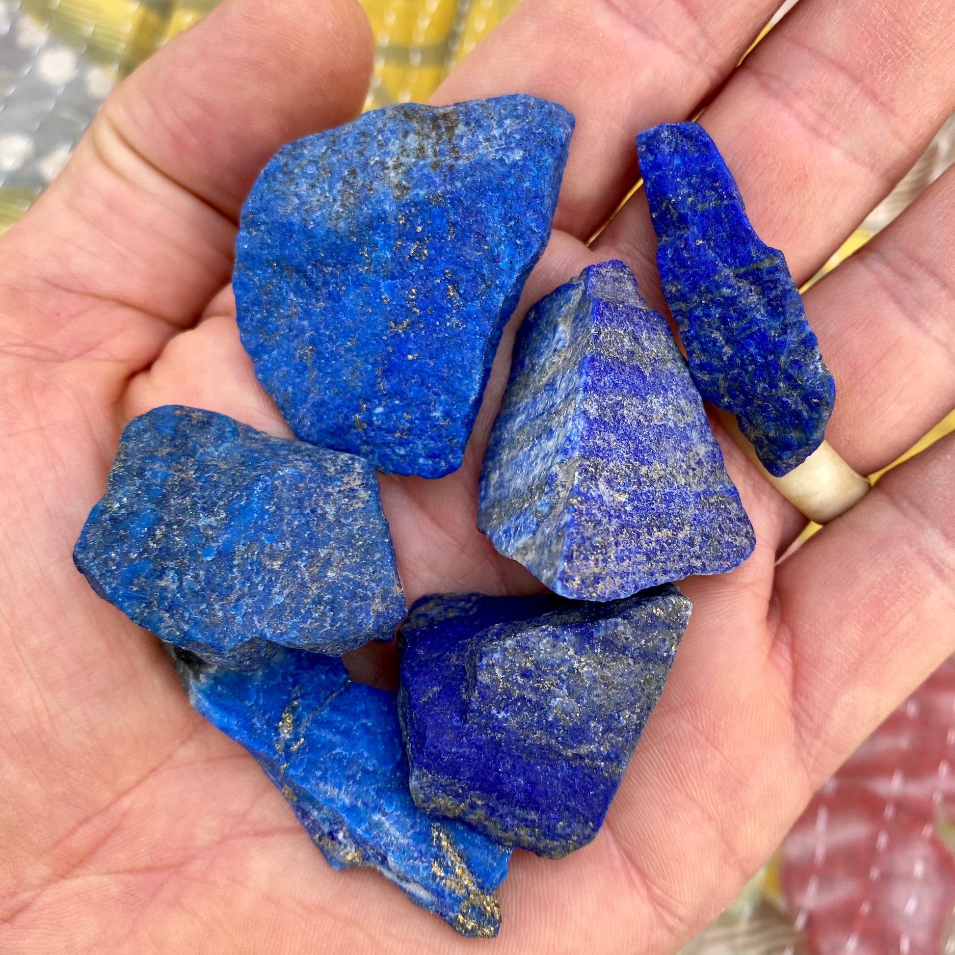 Lapislazuli AA naturlich Hjertechakra Kob aegte unikke krystaller i Valby Kobenhavn taet pa Frederiksberg